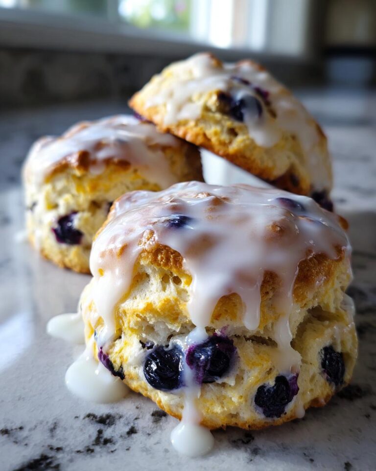 Amazing blueberry scones: 8 flaky bites